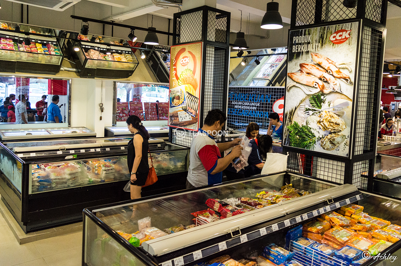 【Juicy, Juicy Roasted Chickens!】 @ CCK Fresh Mart (Stutong New Concept Outlet) - Teaspoon